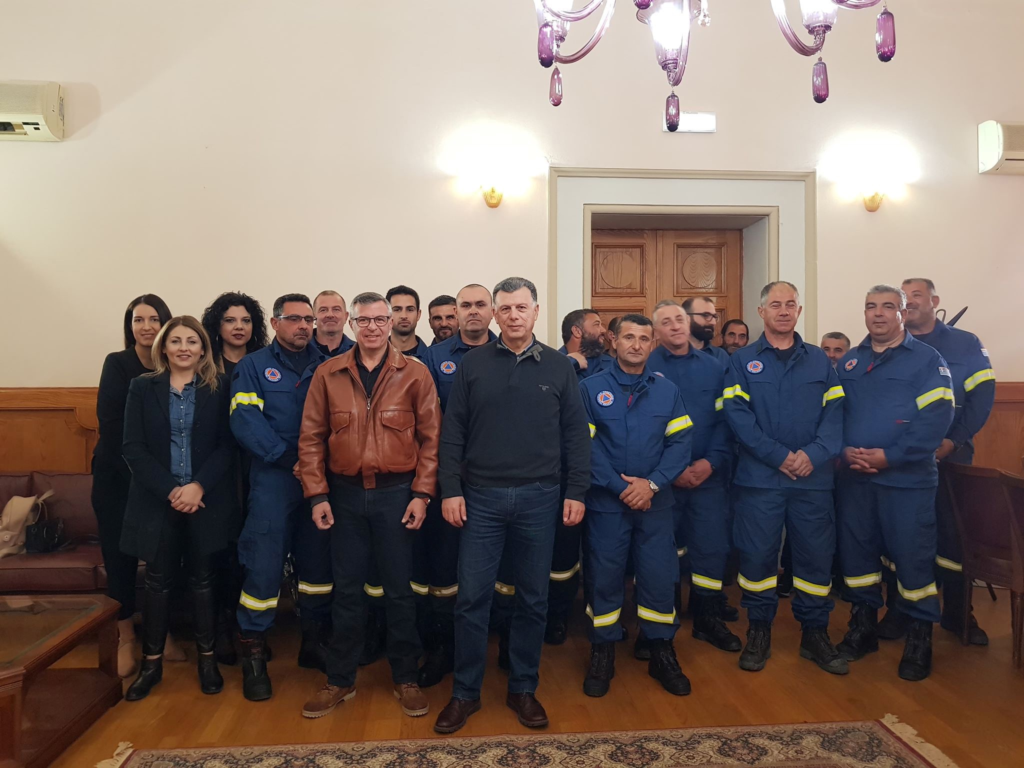 Τιμητική βράβευση στα μέλη της Πολιτικής Προστασίας Κω από τον Δήμαρχο ...